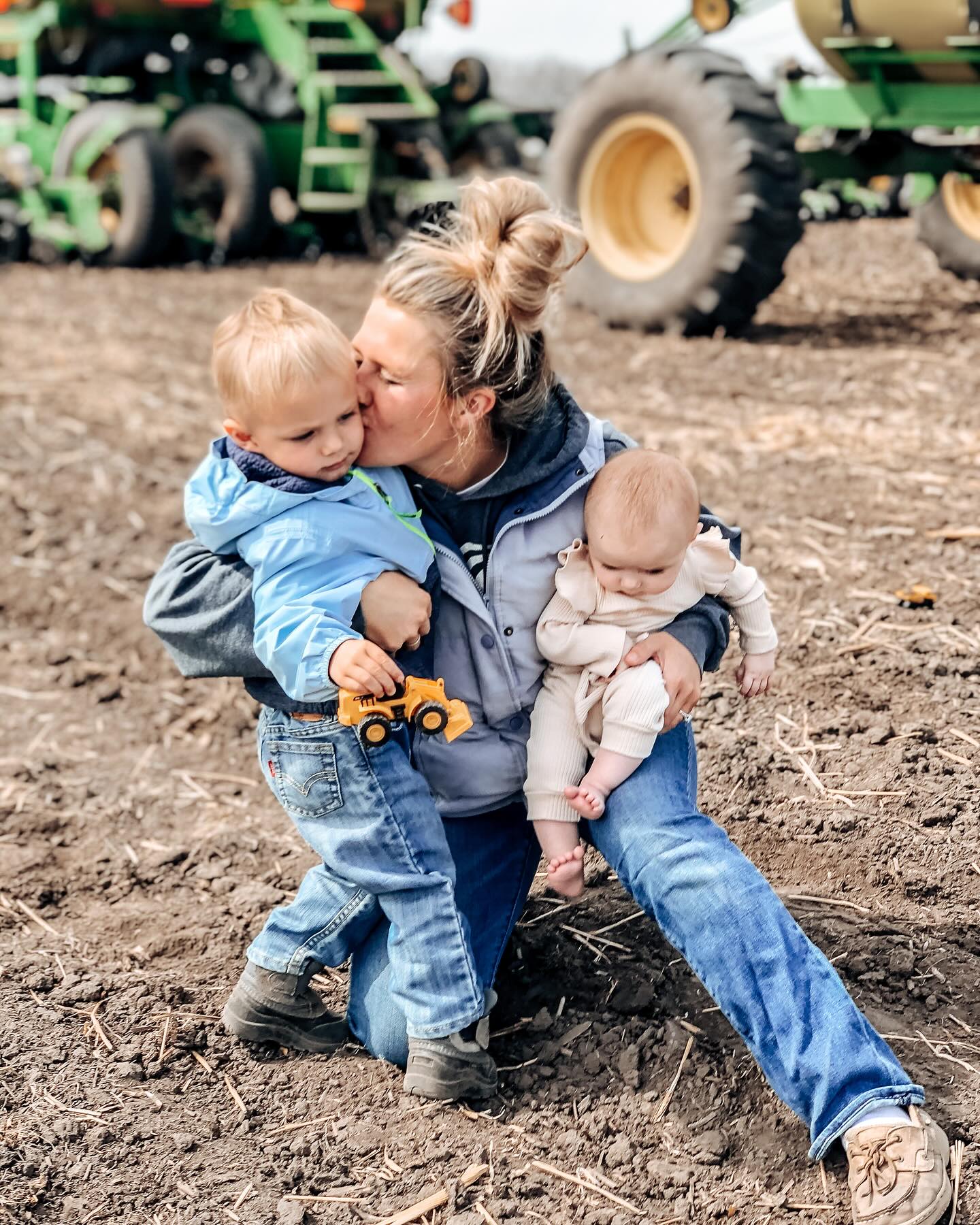Pros of Living on the Farm - Food Comes From Families®